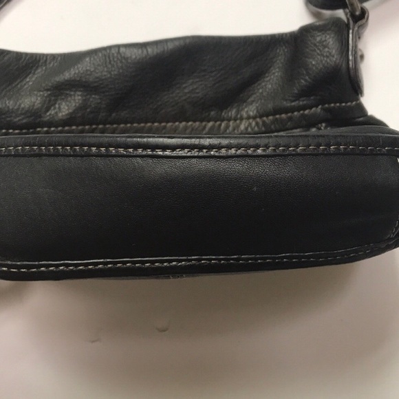 Clarks | Bags | Vintage Leather Crossbody Shoulder Bag | Poshmark